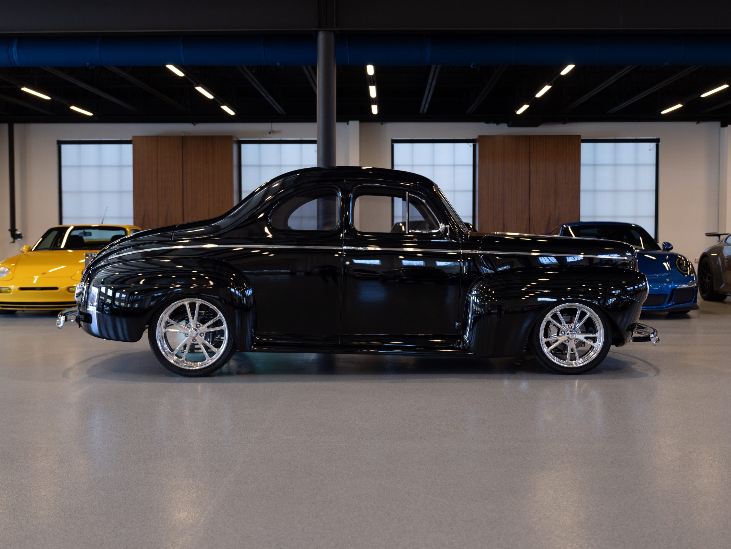 1941 Ford Coupe - Monarch Showroom