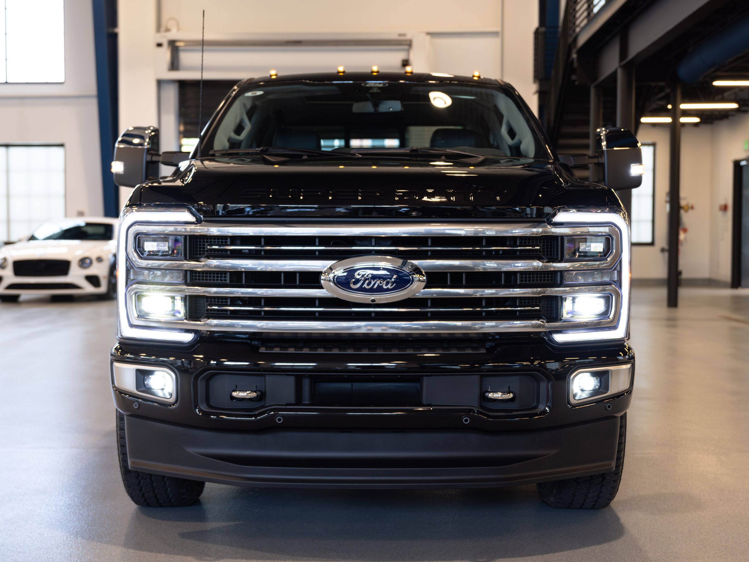 2024 Ford F250 Super Duty Limited - Monarch Showroom